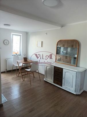 Novi sad, Klisa, Lep namešten stan - duplex u polo