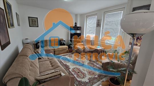 Izdaje se dvoiposoban stan na Paliluli, 58m2