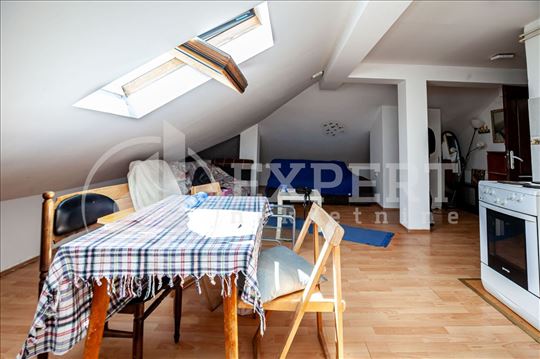 Izdaje se jednosoban stan u Durlanu, 43m2