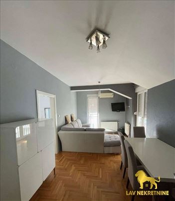 Novi Sad, Centar, Stan, 2.5, 65,00m2