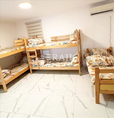 N.Beograd,Dušana Vukasovića 100m2-smeštaj za radni