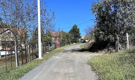 Barajevo, Glumčevo brdo, 71 ar, dozvoljena gradnja