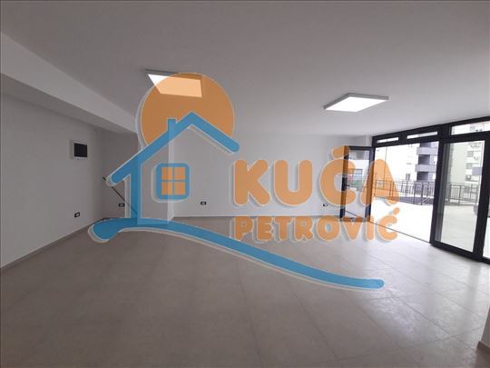 Izdaje se lokal u Vagresu, 45m2