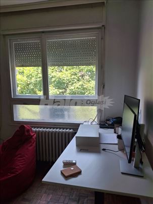 Izdavanje kancelarija 10 m² i 13 m² – Blok 30, NBG