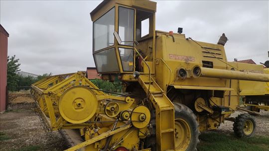 New Holland clayson m140