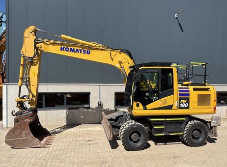 Bager Komatsu PW180-11