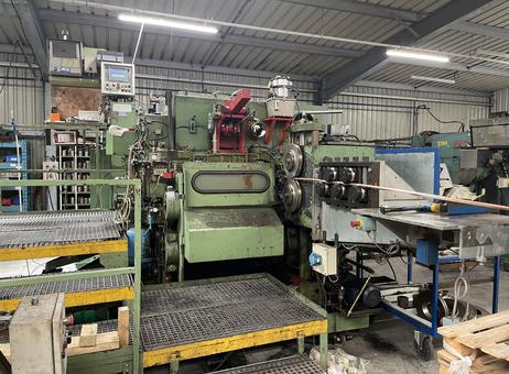 National Machinery 750-6D hladni presač sa 6 matrica, prečnik M22