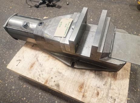 Mašinski alat BISON PNEUMATIC VICE