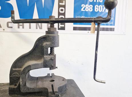 Mašina za lim EDWARDS 6DB FLYPRESS