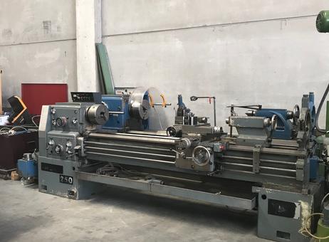 Paralelni strug CMT URSUS 250