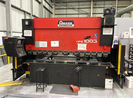 CNC abkant presa Amada HFBO 100/30