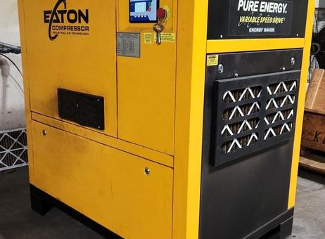 2022 EATON 30 KS ROTACIONI VIJČANI KOMPRESOR ZA VAZDUH & Polar Air Sušač Vazduha Samo Rezervoar Vazduha 1.869 Radnih Sati