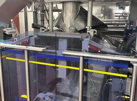 Vertikalna mašina za kesice ILAPAK Vegatronic 4000