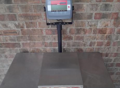 OHaus Defender 3000 stolne vage