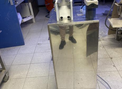 Poluautomatska mašina za uklanjanje zauzena