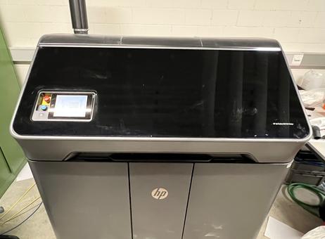 2019 HP Inc. HP JetFusion 540 3D штампач