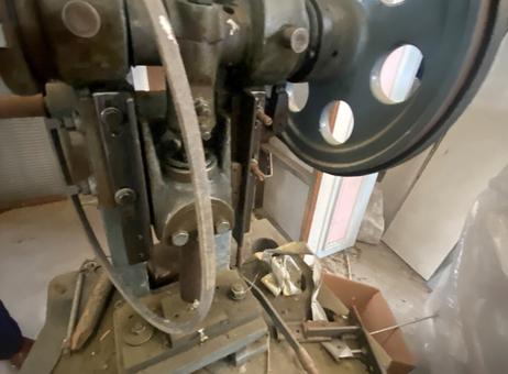 Presa za drvo Powered 1T Flypress