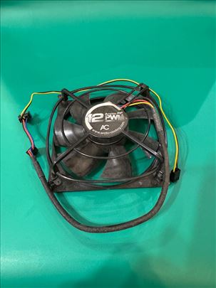 Arctic Fan AC 12 PWM ventilator