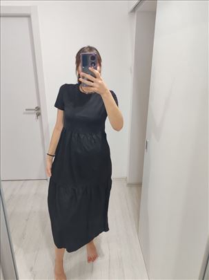 Stradivarius crna haljina vel. S