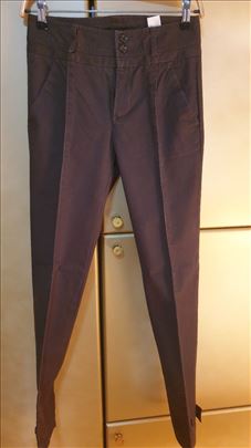 Zara - pakovanje pantalona za 1cenu S/M- Italy