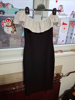 H&M crna uska haljina sa belim karnerima