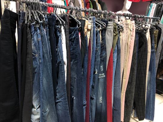 Garderoba za second hand