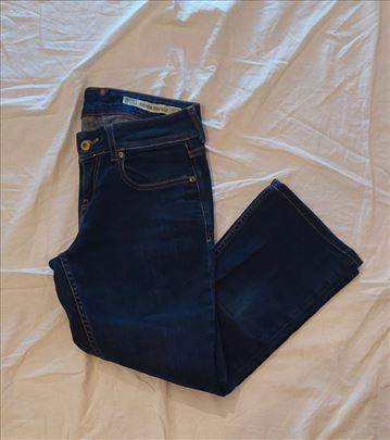 Tommy Hilfiger kraće farmerke vel 28