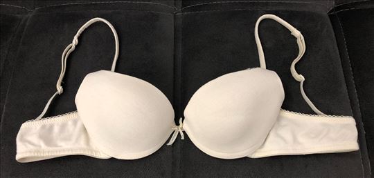 Women Secret push up grudnjak (vel: 65-70)