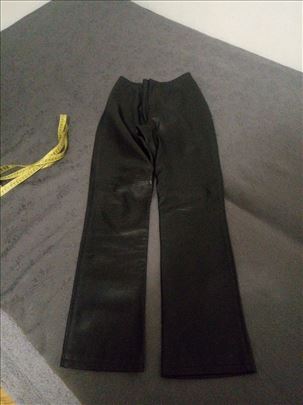 Kožne crne pantalone s