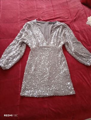 Na prodaju Pull&Bear haljina