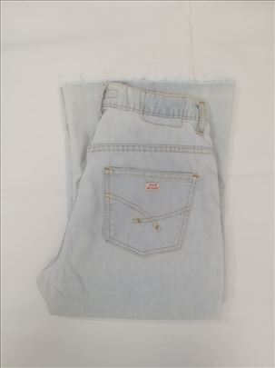 Zvoncare NAR Jeans designe