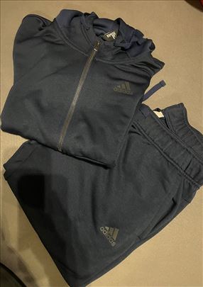 Kao nov ženski komplet trenerke Adidas veličina S