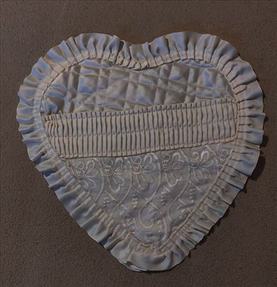 Vintage jastučnica 43 x 39 cm