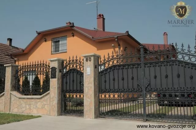KOVANE KAPIJE - MODEL 53