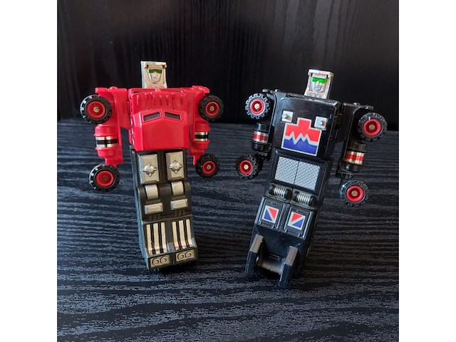 TRANSFORMERS  Mc Toy Dyna Moto-Bot robot iz 1980-ih