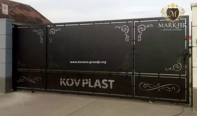 CNC KAPIJE - MODEL 17