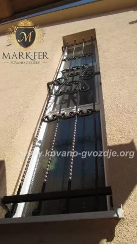 KOVANE ZAŠTITNE REŠETKE ZA PROZOR - MODEL 7