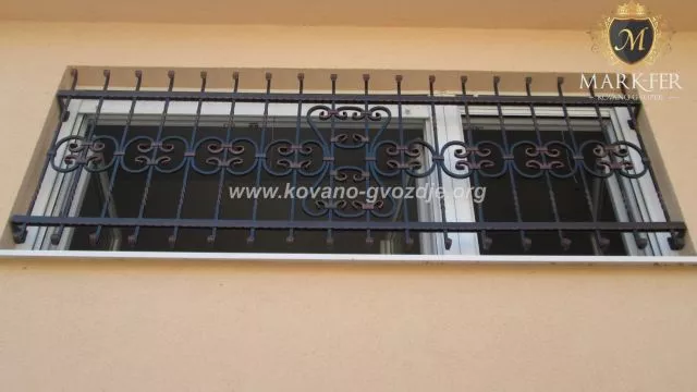 KOVANE ZAŠTITNE REŠETKE ZA PROZOR - MODEL 10
