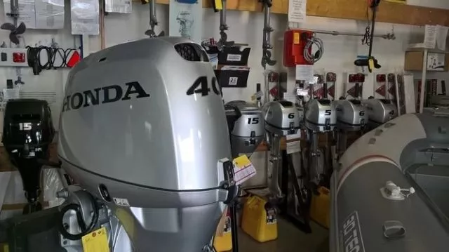 HOT SELLING:NEW OUTBOARD MOTOR HONDA,SUZUKI, YAMAHA,MERCURY AND GASONLINE