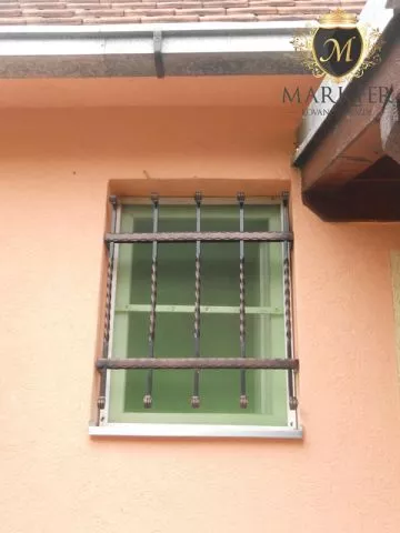 KOVANE ZAŠTITNE REŠETKE ZA PROZOR - MODEL 28