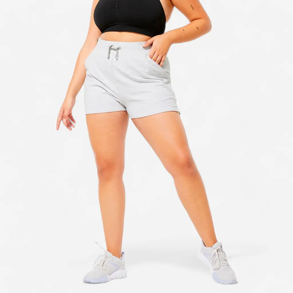 Sivi ženski šorts za fitnes 520