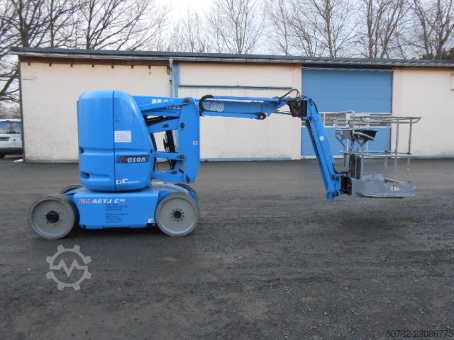 Zglobna ruka
Manitou 120 AETJC2
