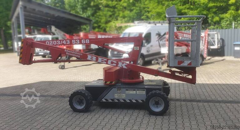 Artikulisan teleskopski bum lift
Sky High ST120