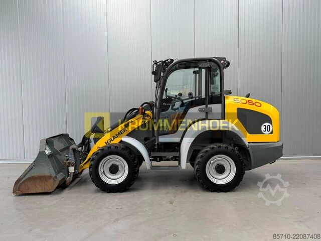 Utovarivač
Kramer 5050