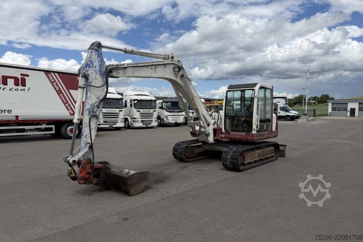 Valjak za puteve
TB070 Raupenbagger / Swiss-Vehicle