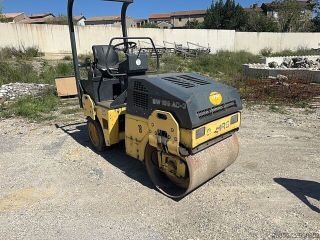 Kombinovani valjak
Bomag BW 100 AC-3