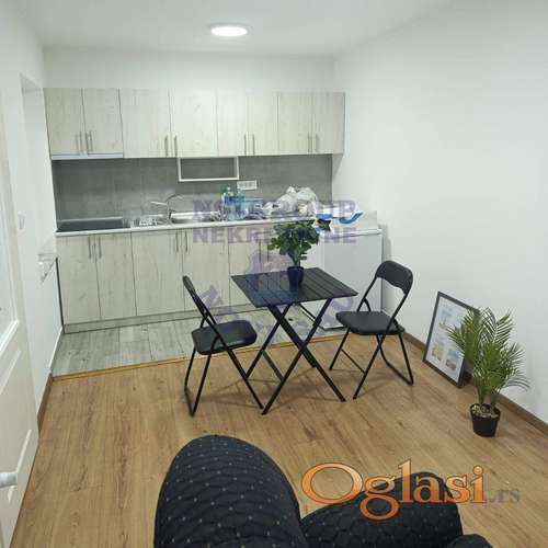 Izdaje se duplex površine od 70m2 na Salajci