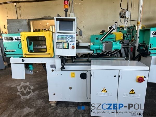 Mašina za brizganje plastike
Arburg 221KS 250-75