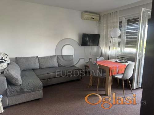 Bulevar Zorana Djindjića Blok 33 ID#44020