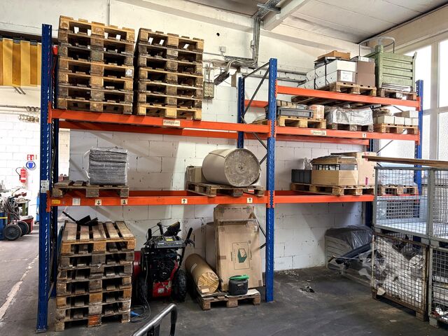 Teška paletna polica bez sadržaja
KAISER + KRAFT Heavy-duty Shelving